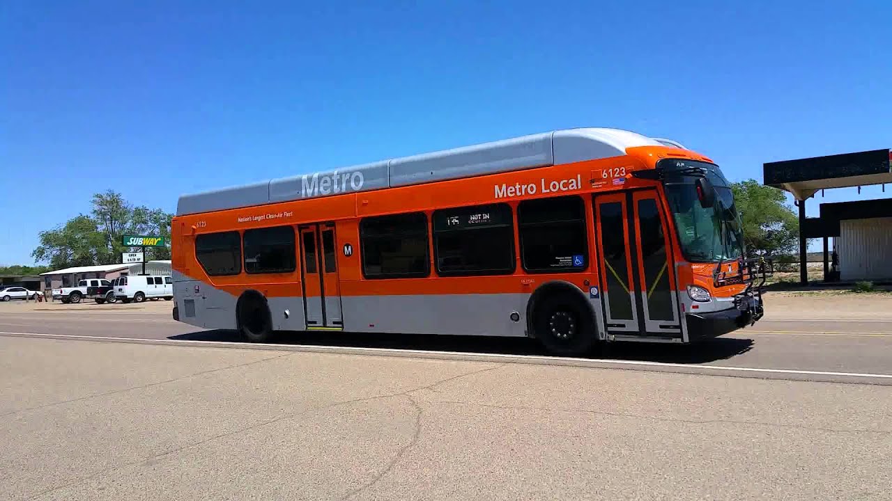 LACMTA NEW FLYER XN40 BUS 6123 TRAVELING THRU LOGAN NM VIA US 54 - YouTube