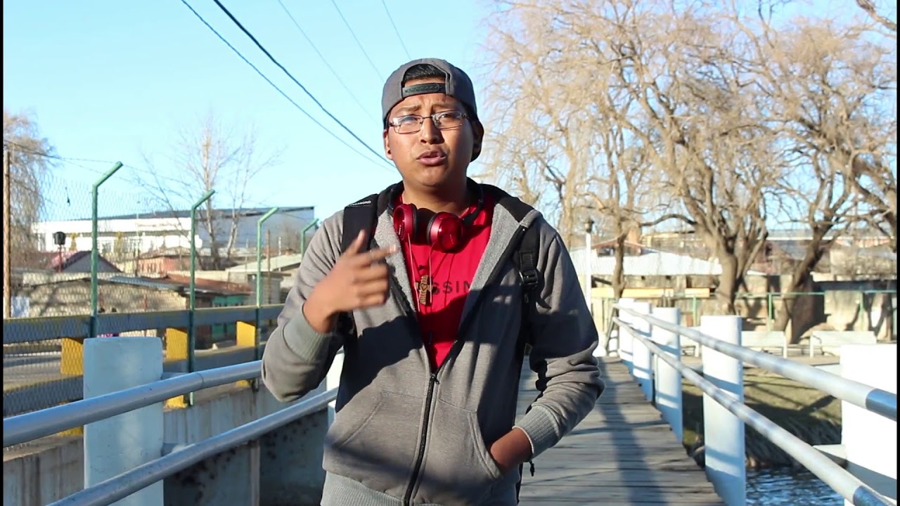 Mc Bone-No me rendiré (Vídeo Oficial) - YouTube