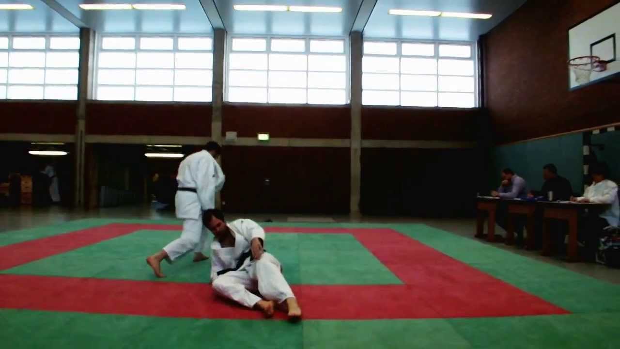 Te-waza: Uki-otoshi (Judo Nage-no-kata) - YouTube