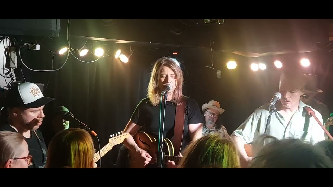 The Munsons , Hard Rock House Helsinki , 28.05.2023 - YouTube