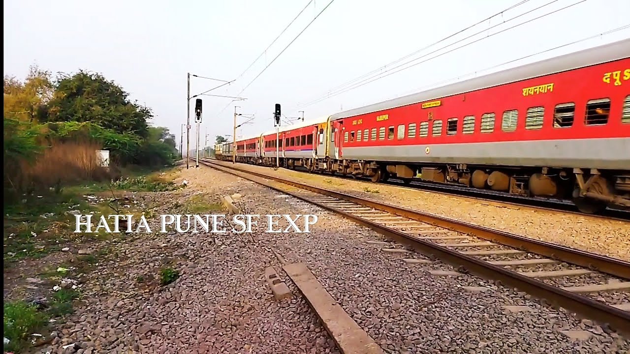 #22845 Hatia-pune Express - YouTube