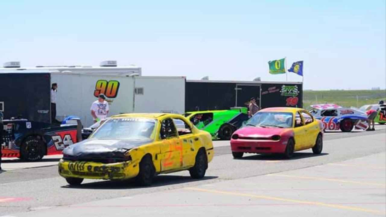 I miss race season but here is some pictures of me - YouTube