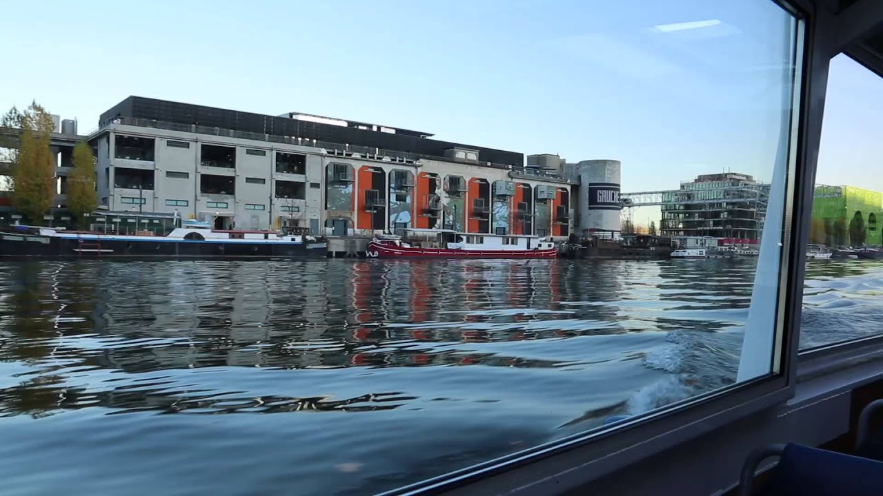 Gala 20 INSA Lyon : Embarquement direction la Sucrière - YouTube