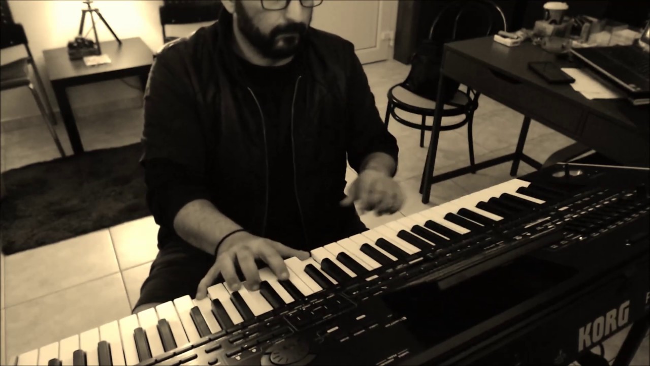 ΤΟ ΦΛΑΣΑΚΙ - Σάκης Μπουλάς [Keyboard Solo] By Chris Sitaridis - YouTube