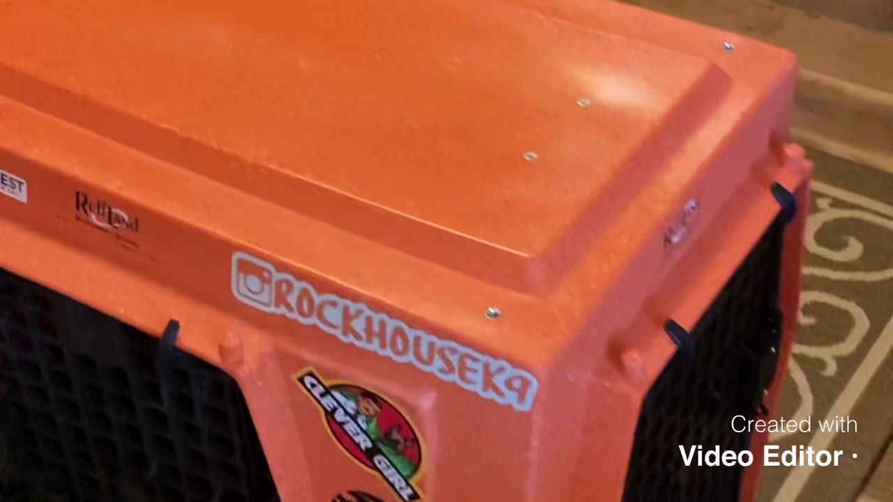 Ruffland kennels Intermediate Crate Review double door front ,back and ...