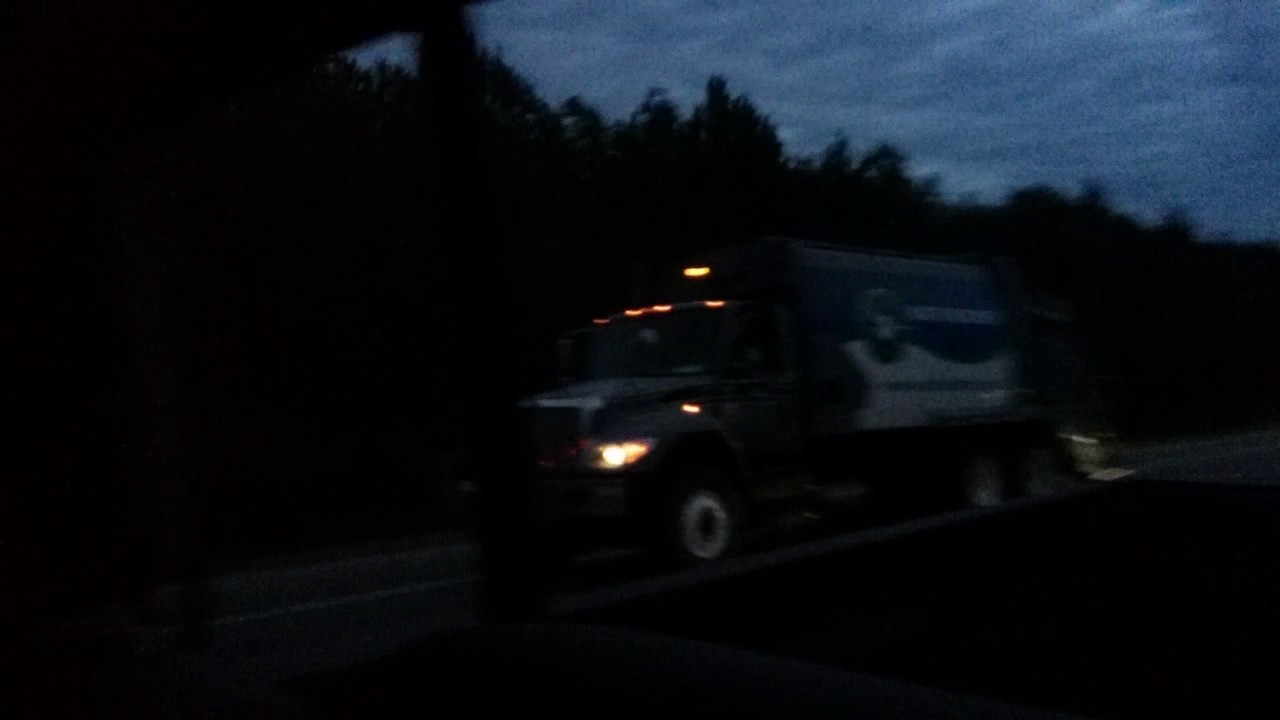 Waste Industries International 7600 Leach 2R rear loader - YouTube