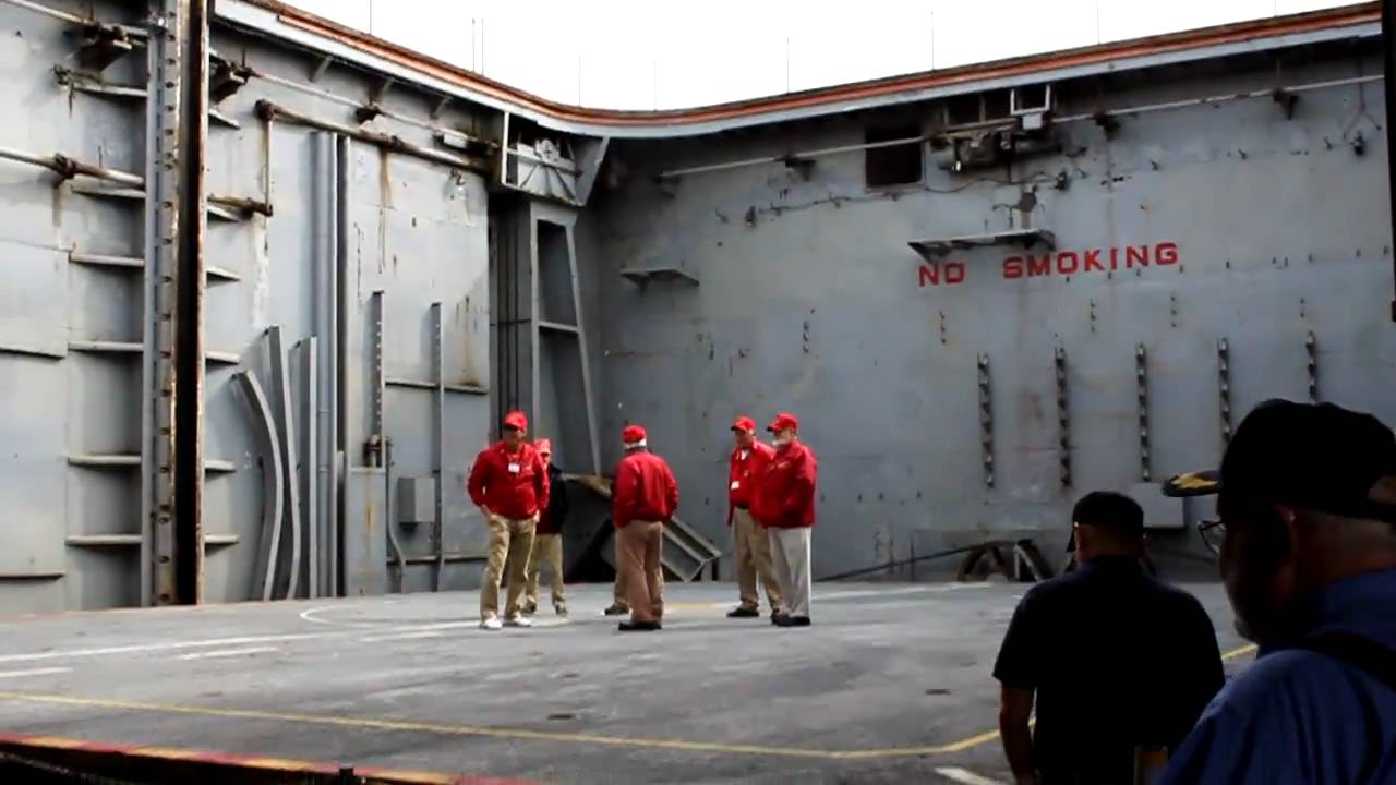 Carrier USS Hornet using the Jet elevator - YouTube