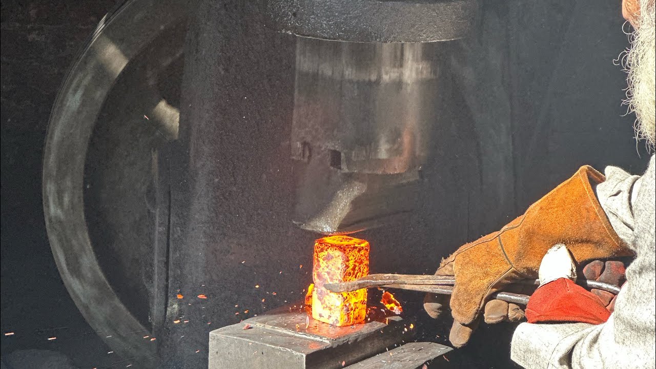 Forging Damascus steel @iamzackknight @TheseKnivesOnly @forging hard ...