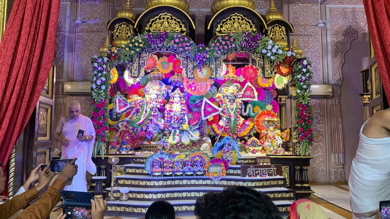 Hare Krishna || AHMEDABAD ISKCON 🙏🏻 - YouTube