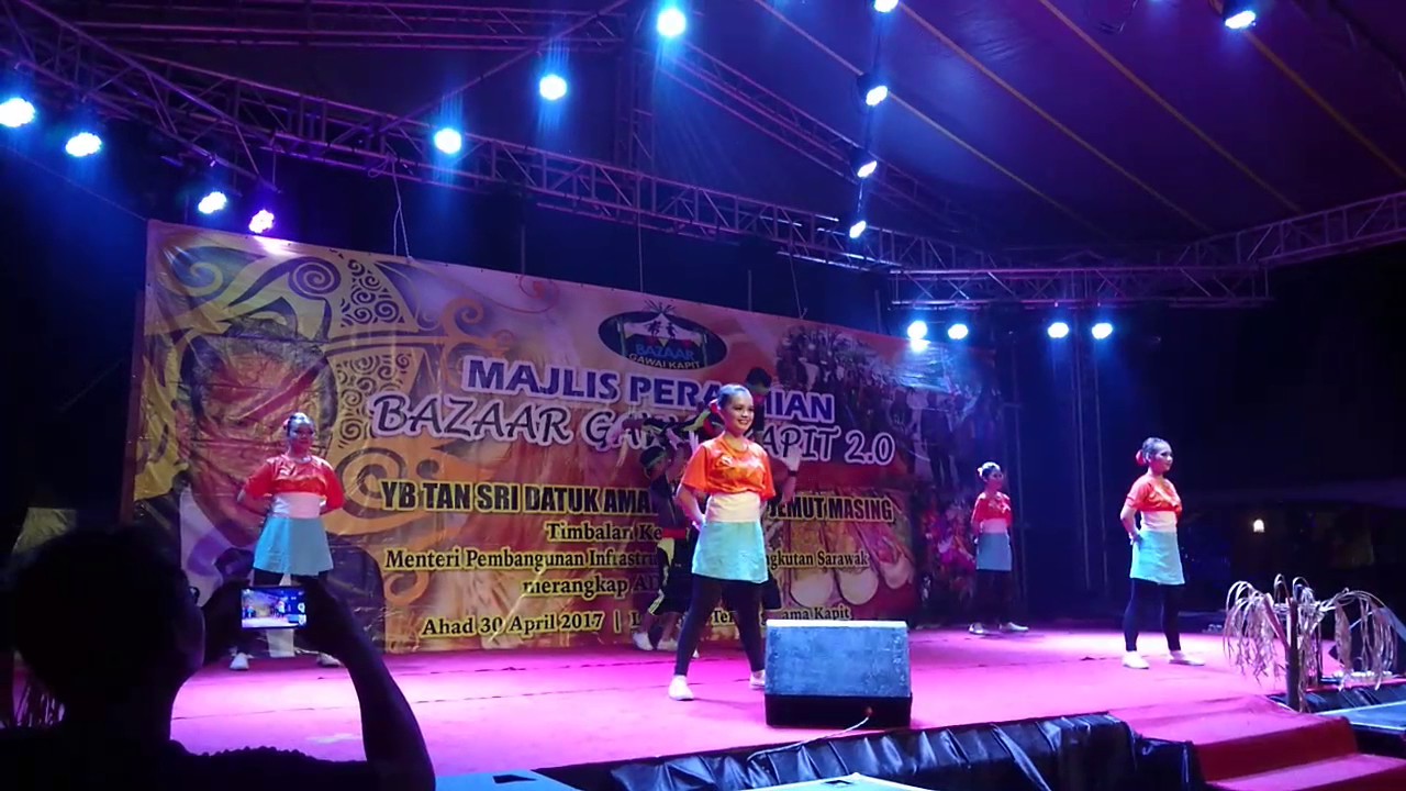 Jamilah dance by Dancer of Smk Kapit - YouTube