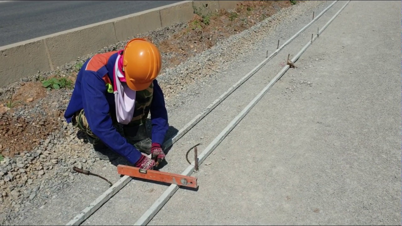 Curb stone working. - YouTube