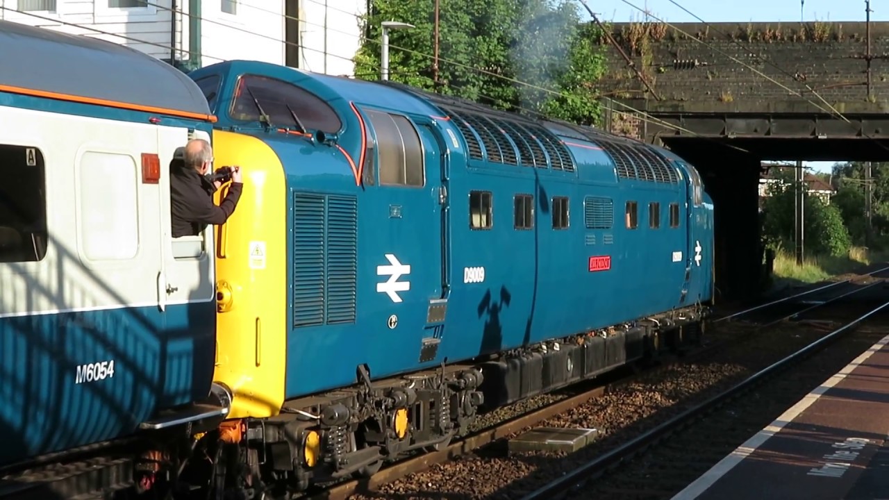 BR Blue Deltic D9009/55009 'Alycidon' - 1Z41 Charter, Leyland 25/08/18 ...
