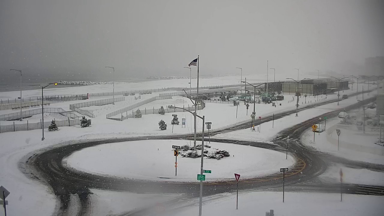Rockaway Beach Snow Storm - YouTube
