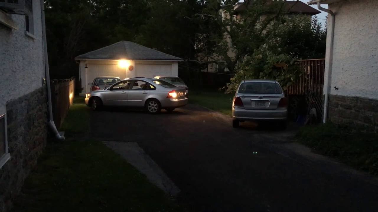 Driveway turnaround, with 4 cars in driveway - YouTube