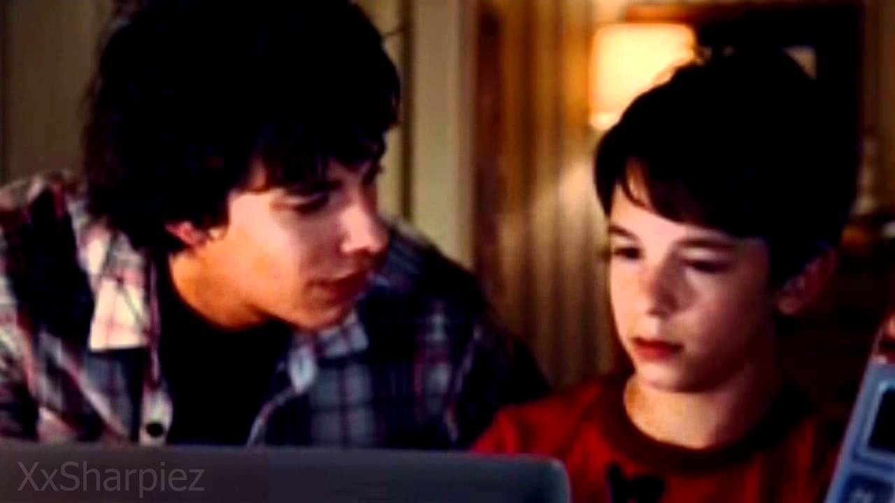 Everybody Loves Rodrick - YouTube