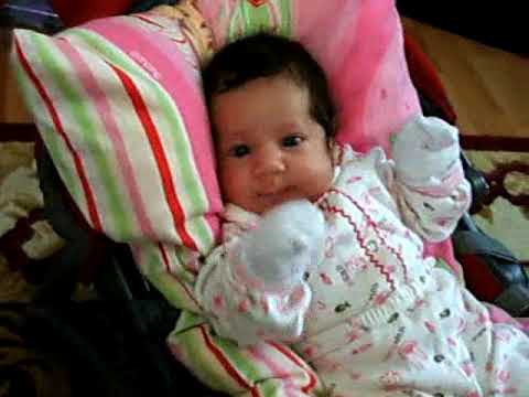 Kızgın bebek. 💗 #Babygirl #Pacifier #Soother #Angry 1 Month old baby. She wants pacifier! 😁🥰👸🏻💙😇