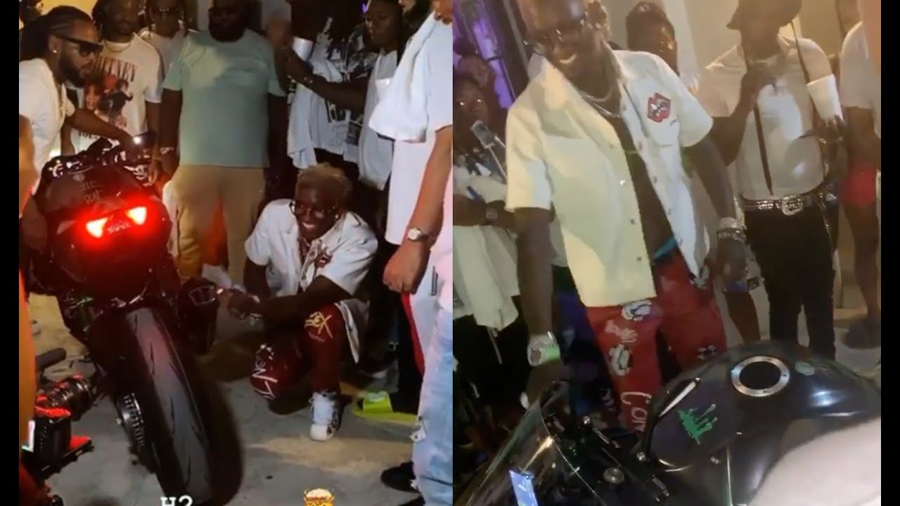 Young Thug Sparks A Blunt From Motorcycle Tailpipe At His Birthday Bash ...