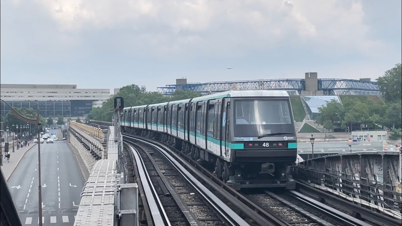 Ligne 6 : MP89 CC48 à Quai de la Gare - YouTube