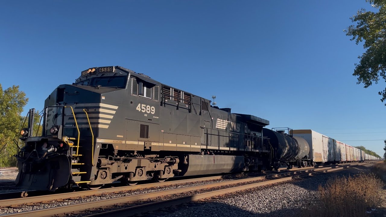 NS 17N with DPU passes La Porte - YouTube