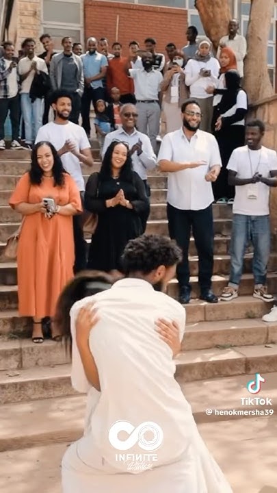 Amazing dance in the presence of Ethiopian Artists #oromomusic #oromobeauty #ethiopia # ...