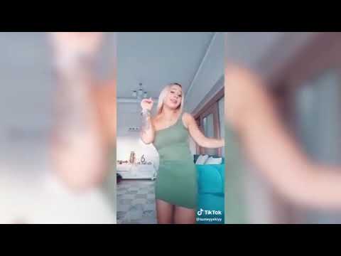 Tiktok en seksi kızların dansları ve twerk