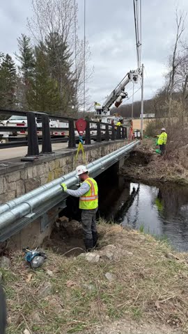 Crossing the Mighty Lamington River - YouTube