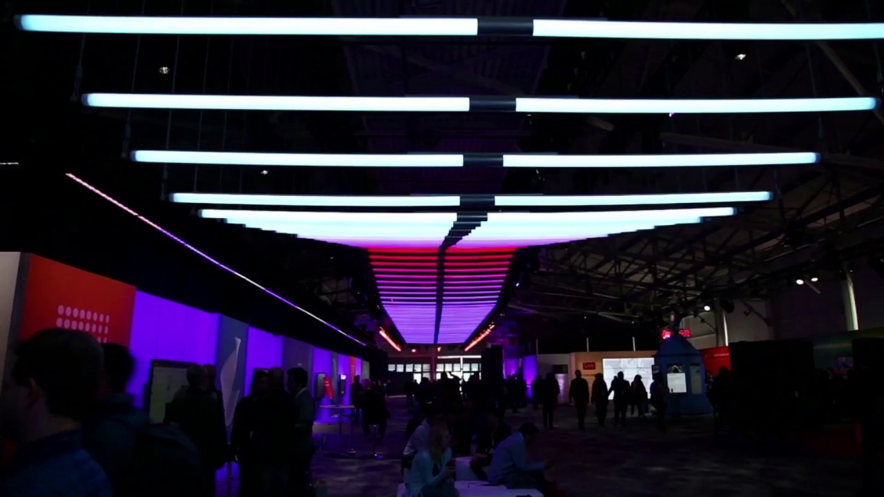 KINETIC LIGHTS - THE WAVE XL - gigantic 80m long kinetic installation ...