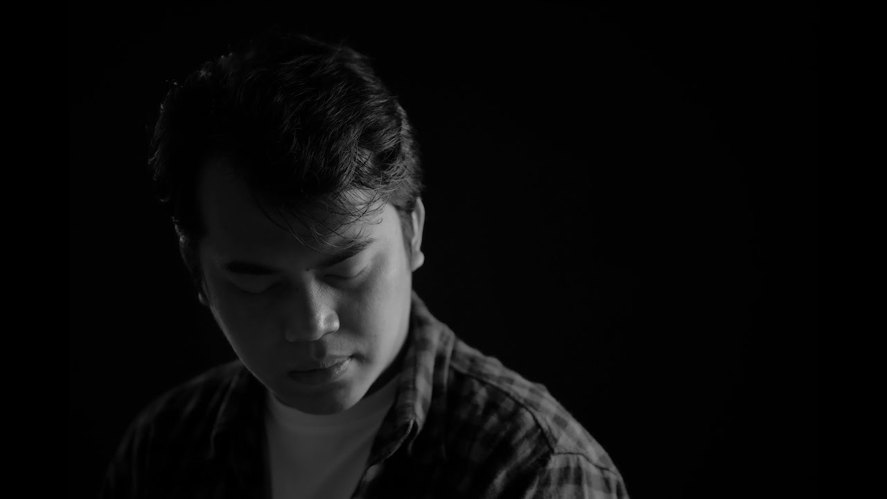 Wiguna Arie - Titik Nol ( Official Lyric Video ) - YouTube