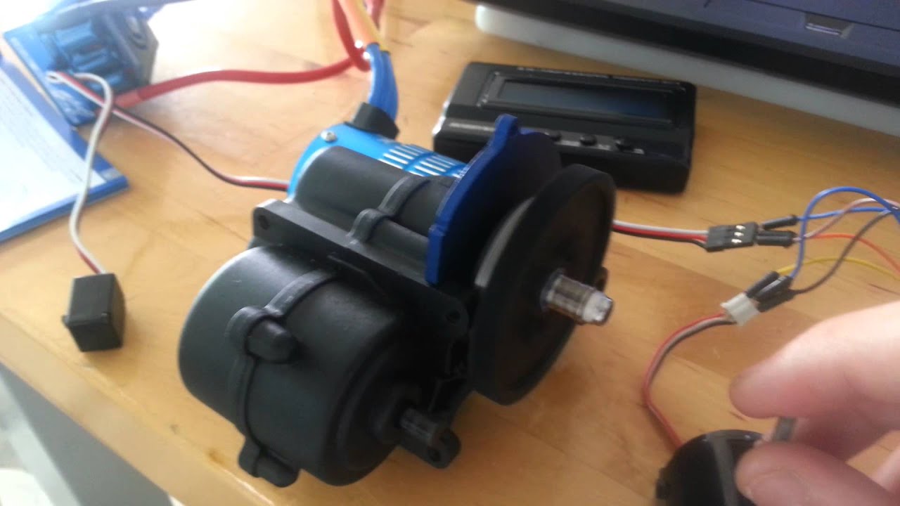 HobbyWing esc testing using arduino - YouTube