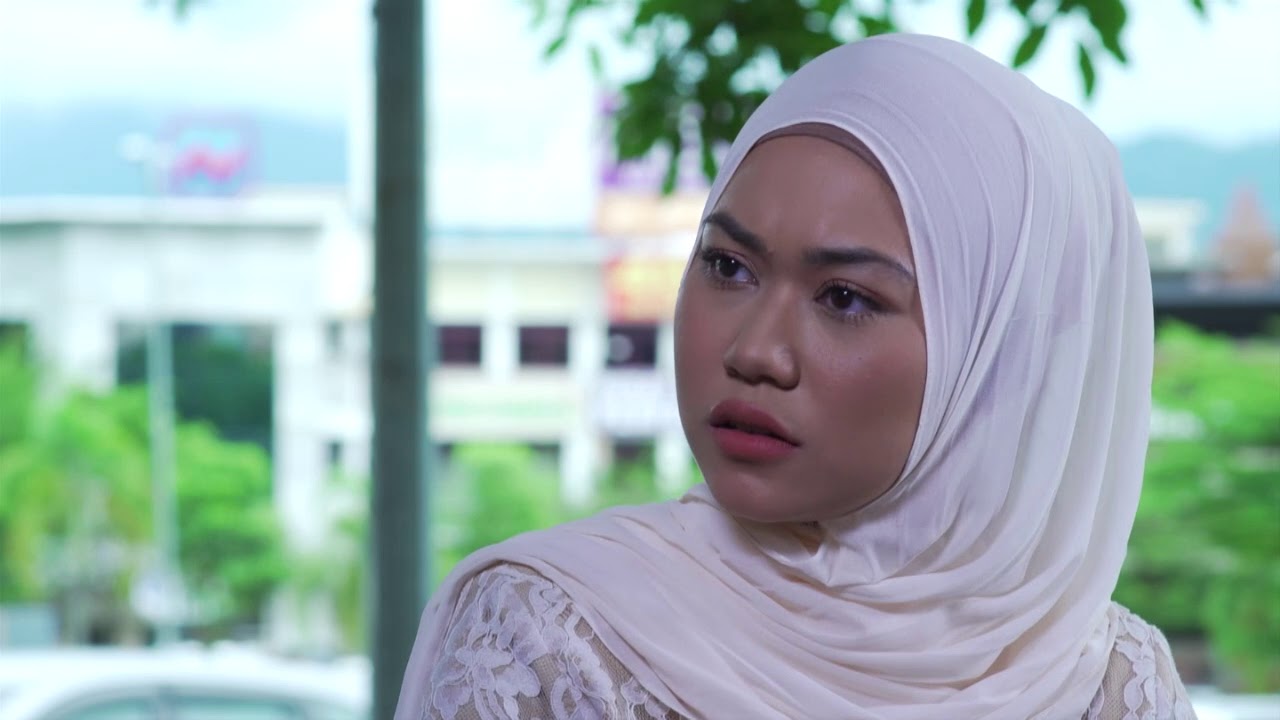 Ashraf Muslim & Raysha Rizrose | Jangan mudah terpengaruh dengan scammer - YouTube