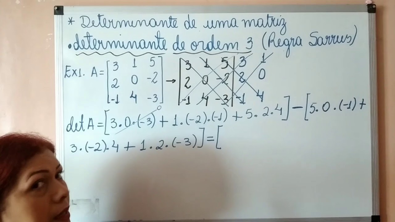 Determinante de uma Matriz - YouTube