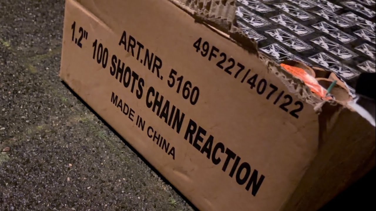 1.2" Chain Reaction 100 Shots - Magnum Vuurwerk [4K] - YouTube