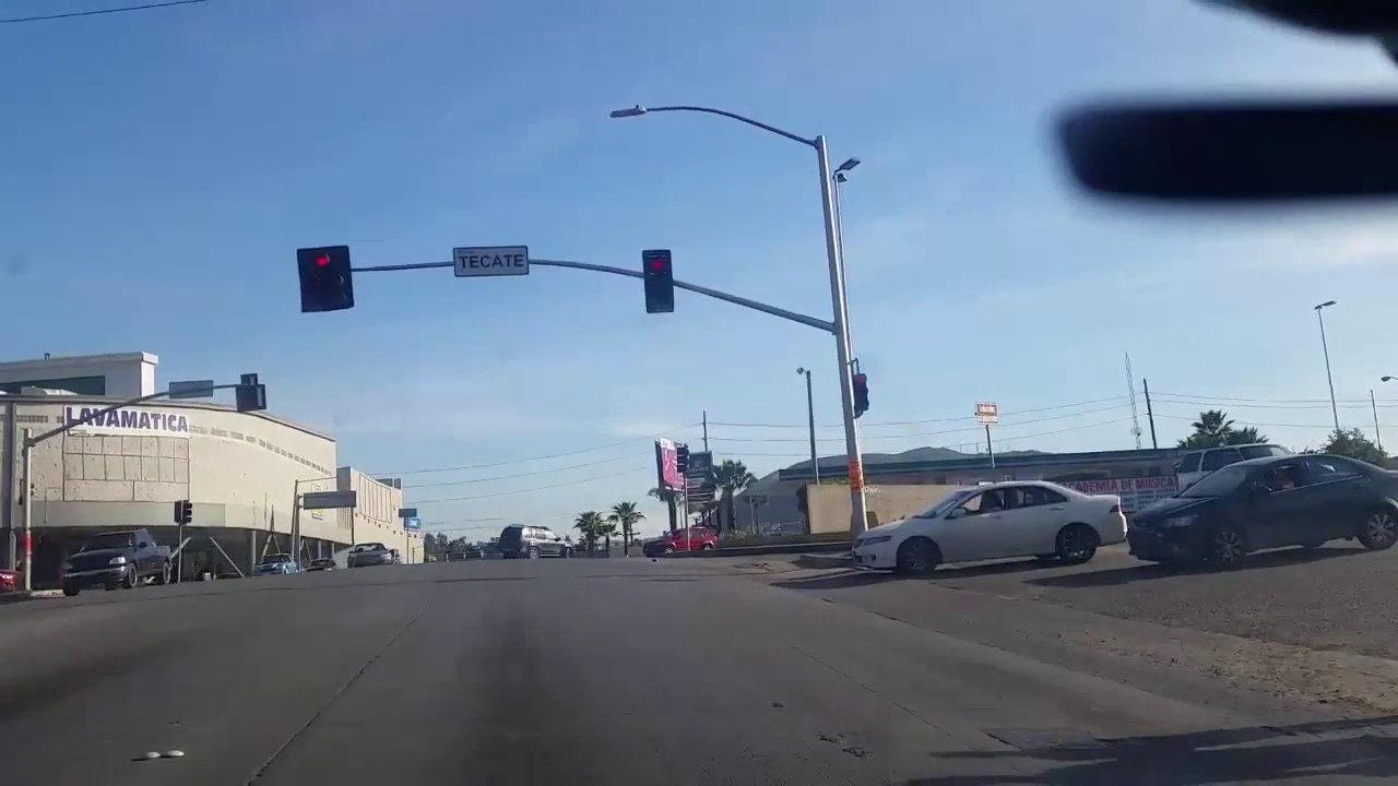 Recorrido por las calles de Tijuana - YouTube