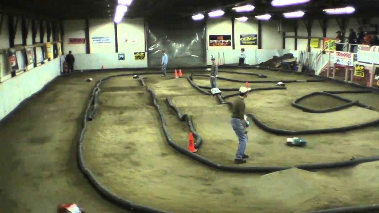 4wd SCT A-Main, Washtenaw RC Raceway, Jan 29 2011 - YouTube