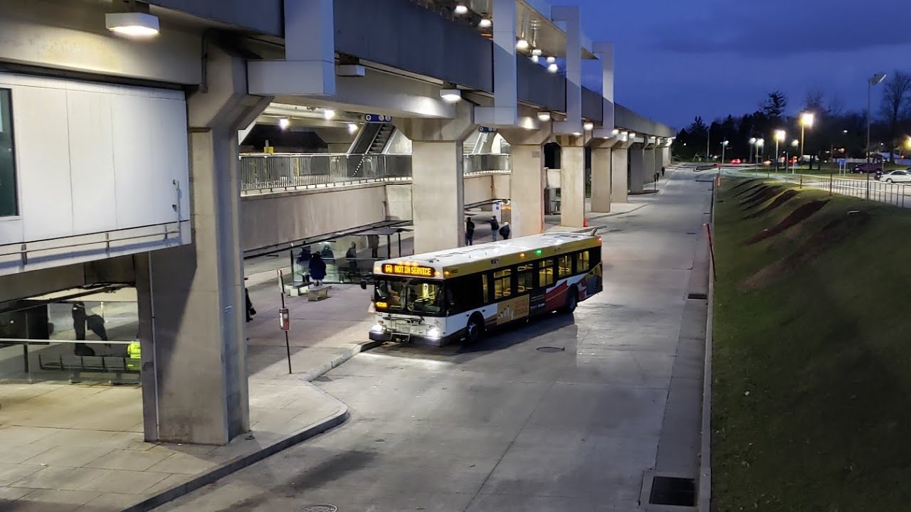MTA Maryland:2004 New Flyer D40LF #04122 On The Local Link 30 To Rogers ...