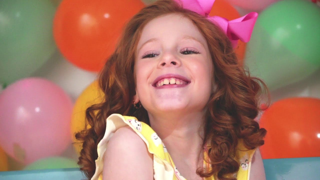 Sanny Princess | Coleção É Festa 2020 - YouTube