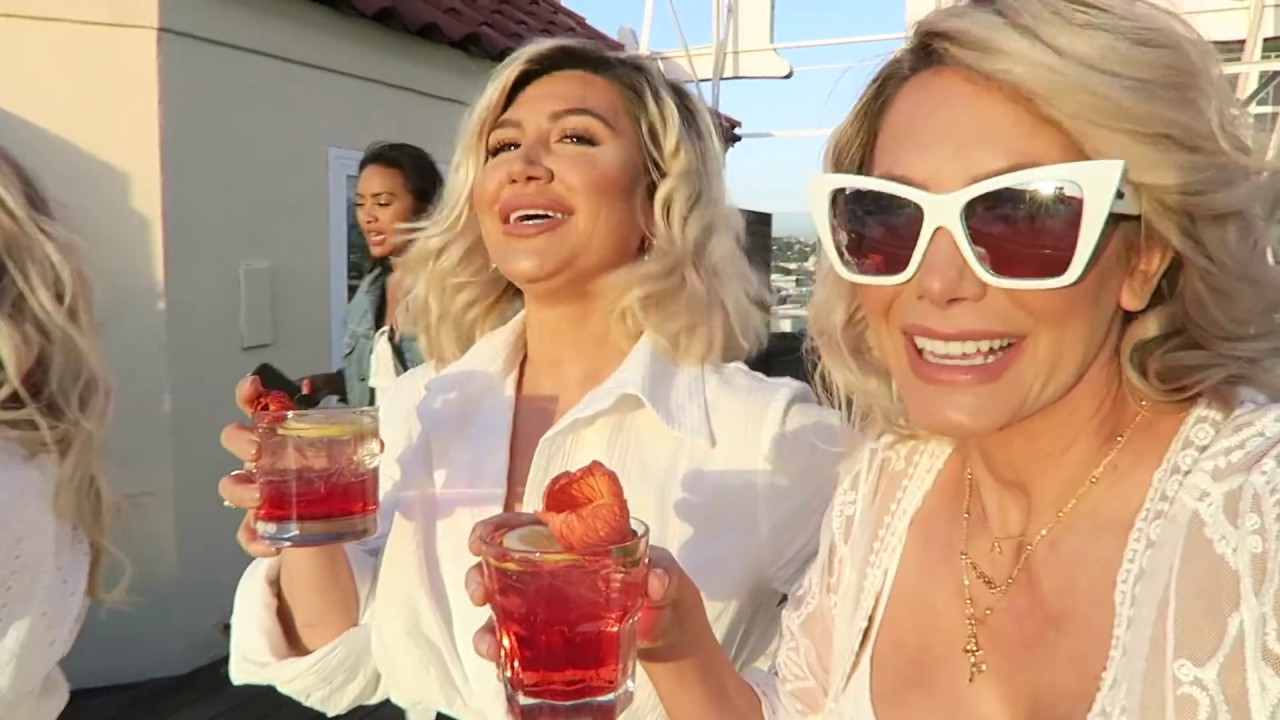 MY FIRST NIGHT OUT SINCE HAVING A BABY - YouTube