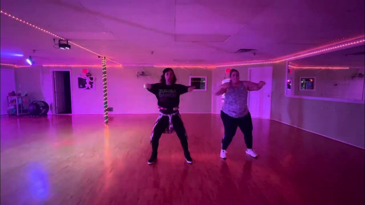 *Bow Chika Wow It by Kali J & LiTTiE* ZUMBA choreography by Maríanela and Stephanie - YouTube