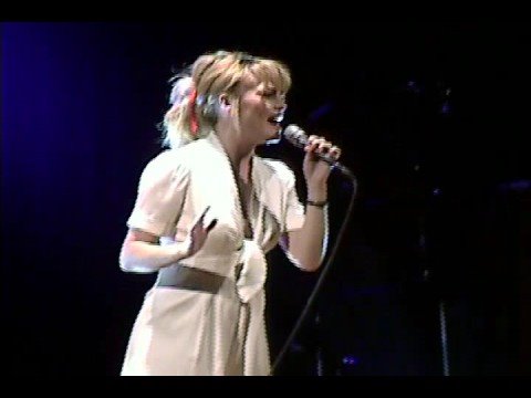 Duffy - Syrup & Honey - L.A. Orpheum Theatre - 10/10/08 - YouTube