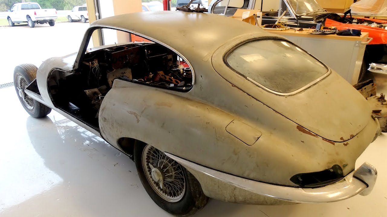 1961 Jaguar E-Type FHC Restoration – From Rusted Relic to Timeless ...