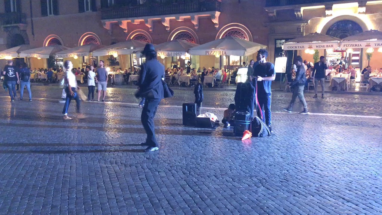 Street Performer (Michael Jackson) Piazza Navona - Rome, Italy - YouTube