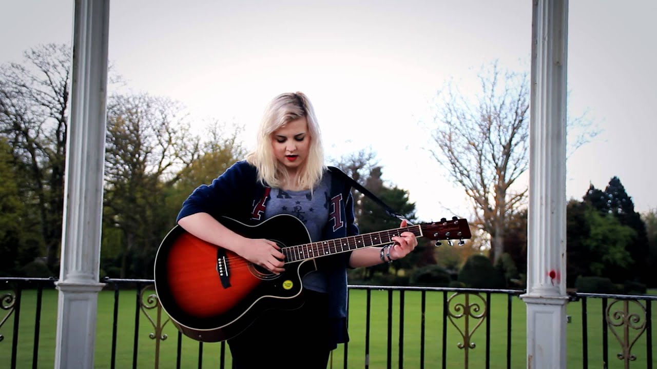 Courtney Askey - Cheap Love and Blue Lights | RTTV Sessions - YouTube