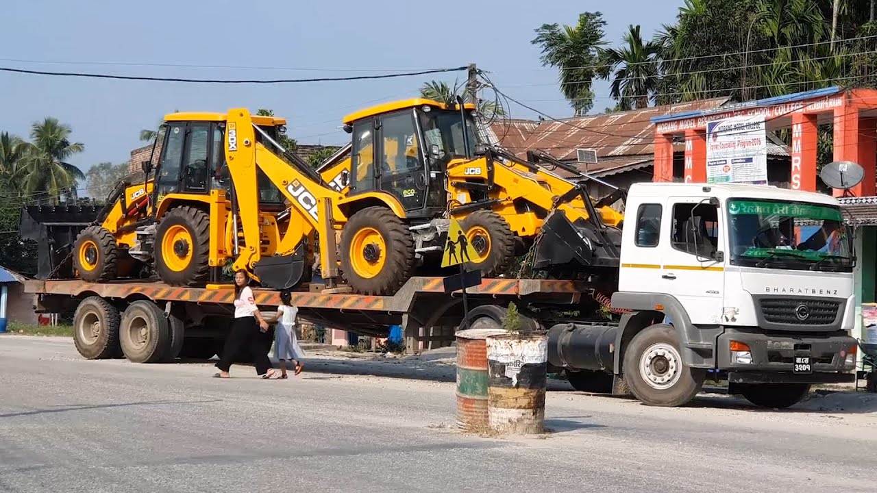 A Brand New JCB Machine Unloading From Truck and Working - JCB Making ...