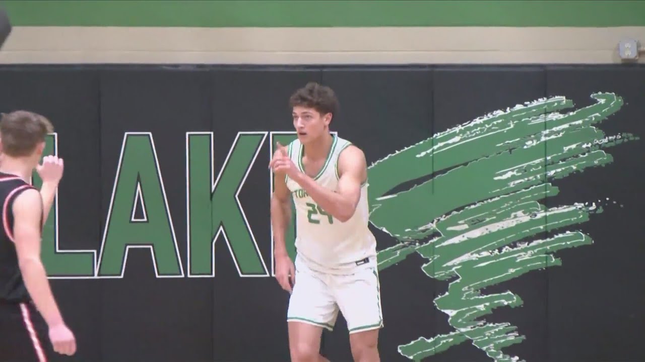 Jaidyn Coon officially signs with Iowa basketball