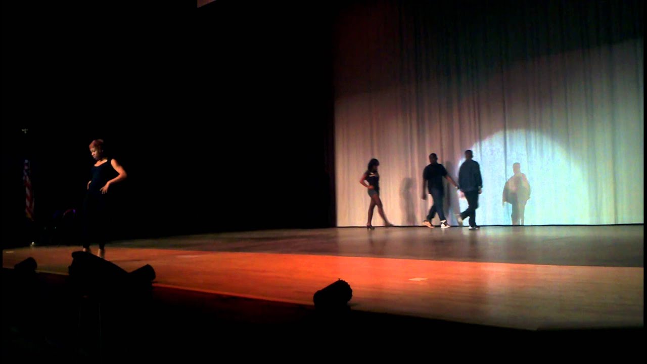 bladee modeling performancee - YouTube