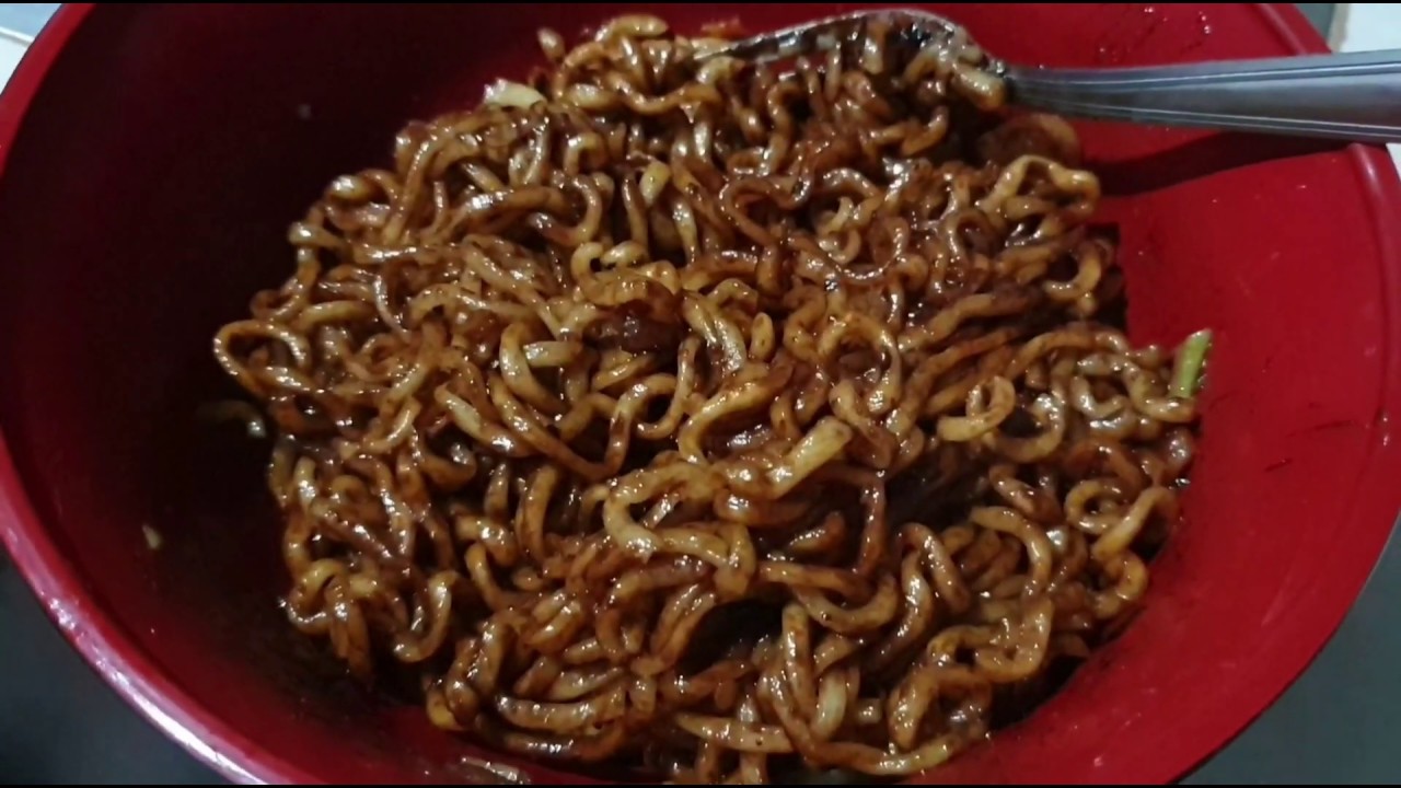 Instant Jjapagetti (짜파게티) - YouTube