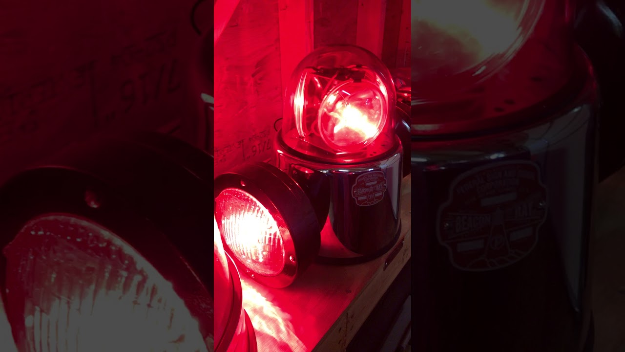 Vintage Federal Signal Model 173-C (California Spec) - YouTube