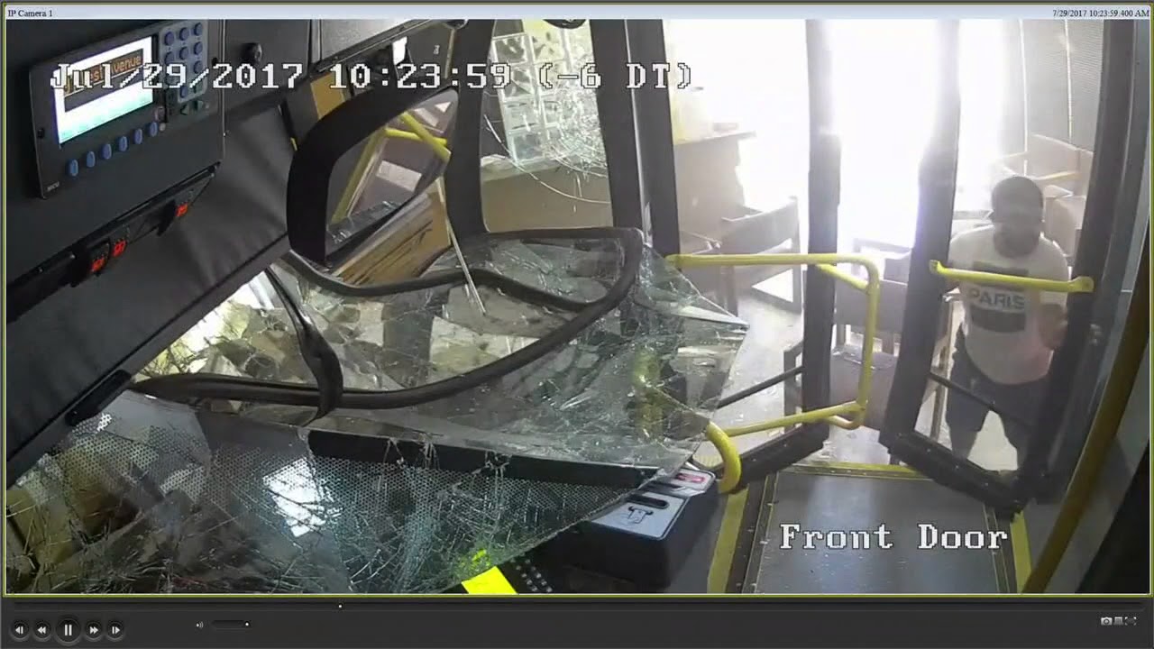 New video shows scary moments when VIA bus crashes into downtown ...