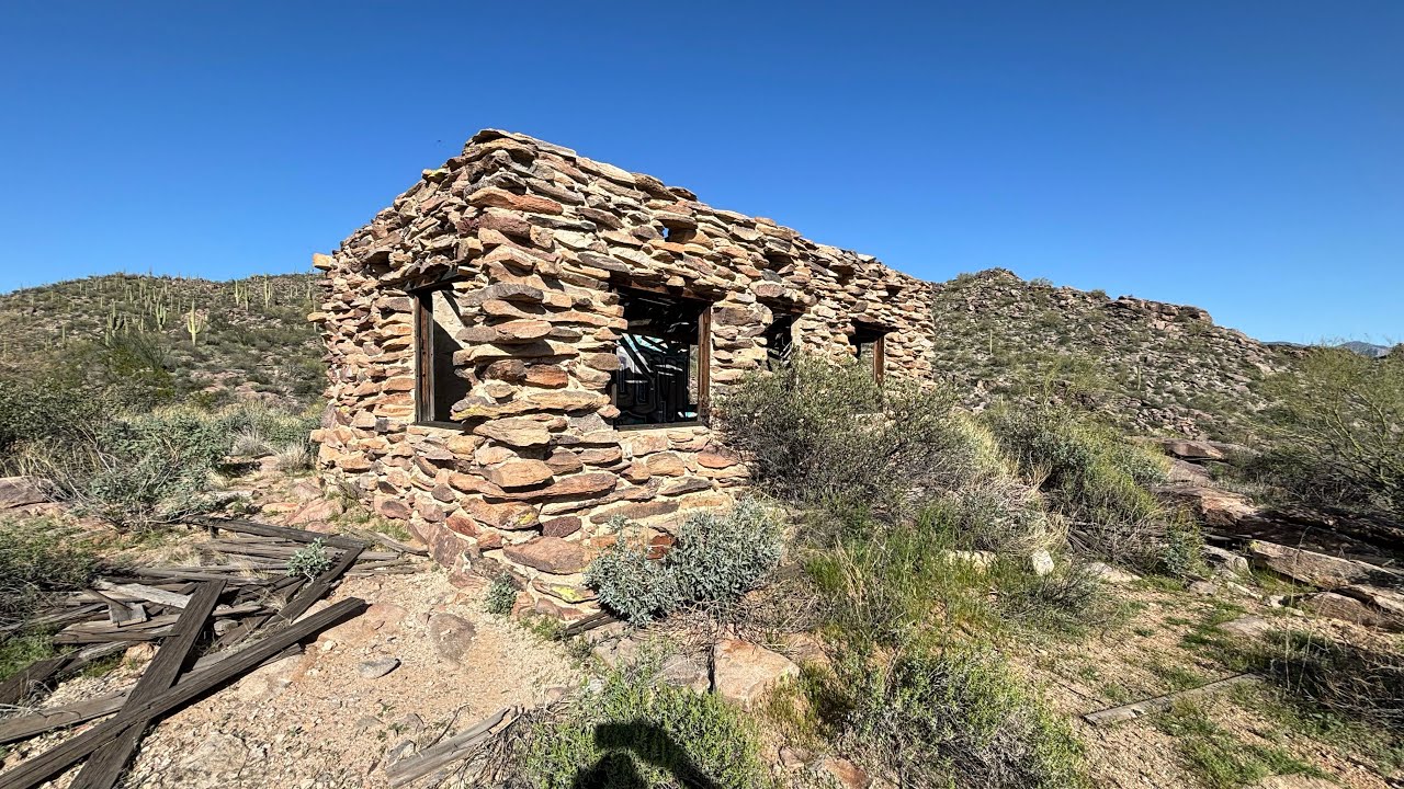 Exploring an old mysterious Stonehouse on a mountain - YouTube
