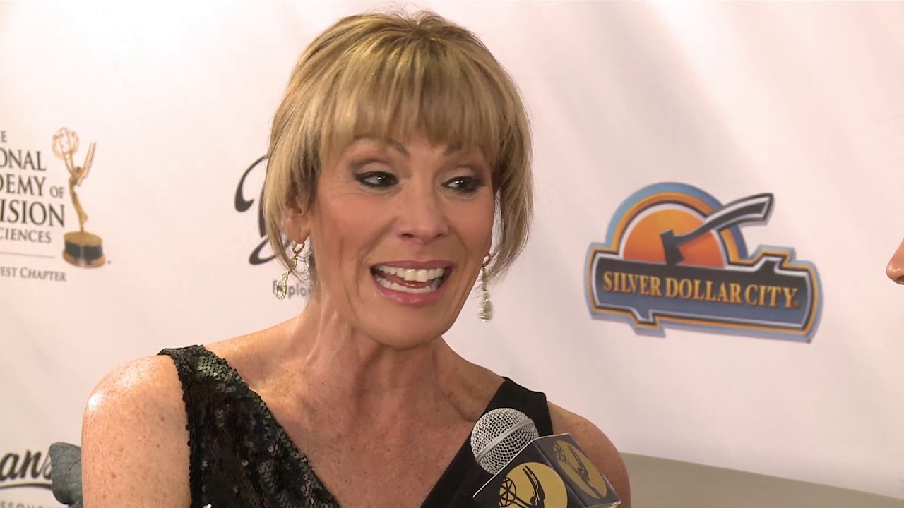 Roz Varon, WLS = 2018 Chicago/Midwest Emmy Awards: Backstage Show 11/10 ...